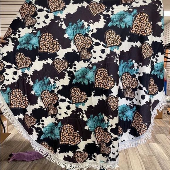 Bath | New6western Cow Print With Leopard Print Hearts Summer Beach ...